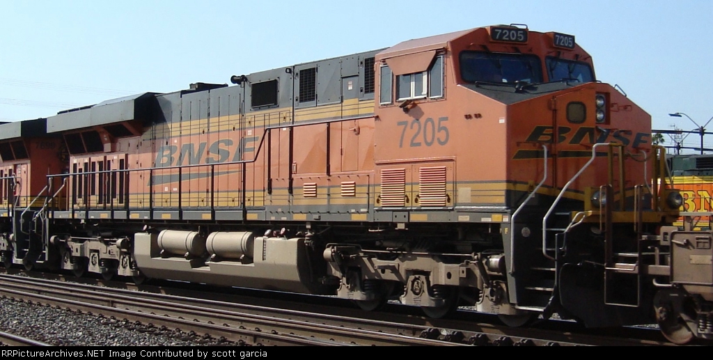 BNSF 7205